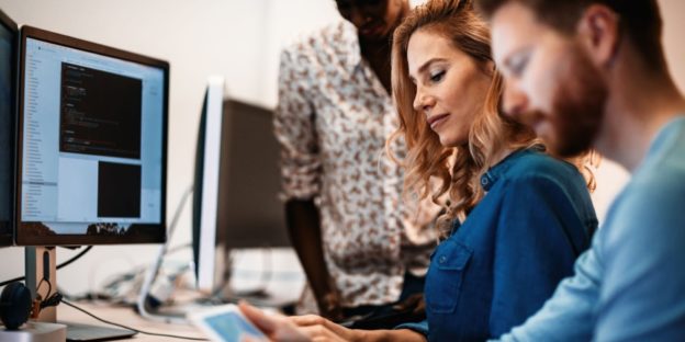 11 Essential Questions to Answer Before Building a Mobile App